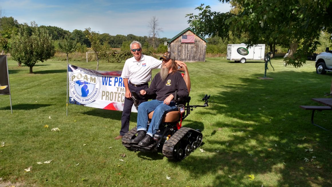 Vietnam Veteran Larry McKee Receives Trac Fab Chair - Defender Mobility